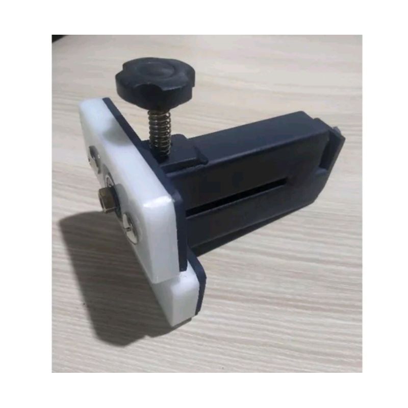 Jual alat potong / merapikan pinggiran HPl | Shopee Indonesia