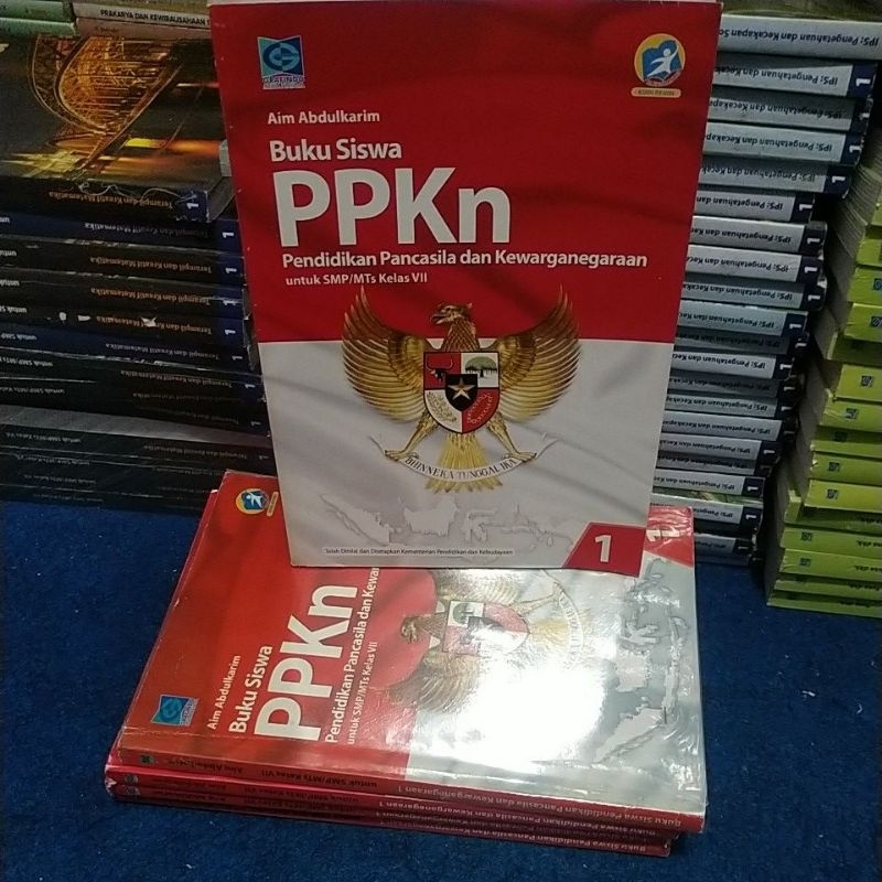 Jual Buku Siswa PPKn (pendidikan Pancasila dan kewarganegaraan) Kelas 7 SMP MTs Kurikulum 2013 ...