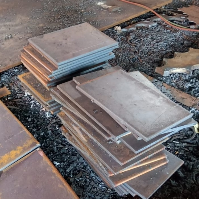 Jual PLAT BESI HITAM TEBAL 5mm POTONG PERSEGI UKURAN 10 SAMPAI 35 cm ...