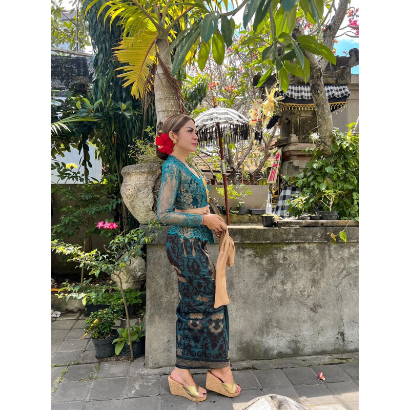 Jual Kamen jadi lasem motif Simbar original by Djuwita Kebaya | Shopee ...