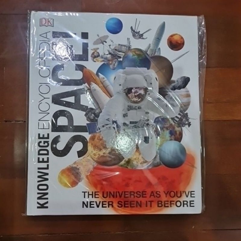 Jual DK KNOWLEDGE ENCYLOPEDIA SPACE | Shopee Indonesia