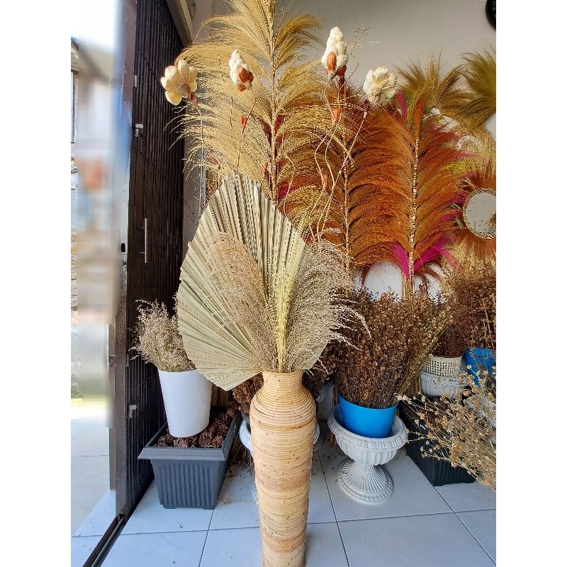 Jual Set bunga rayung , pampas dan daun palem include sepaket dengan ...