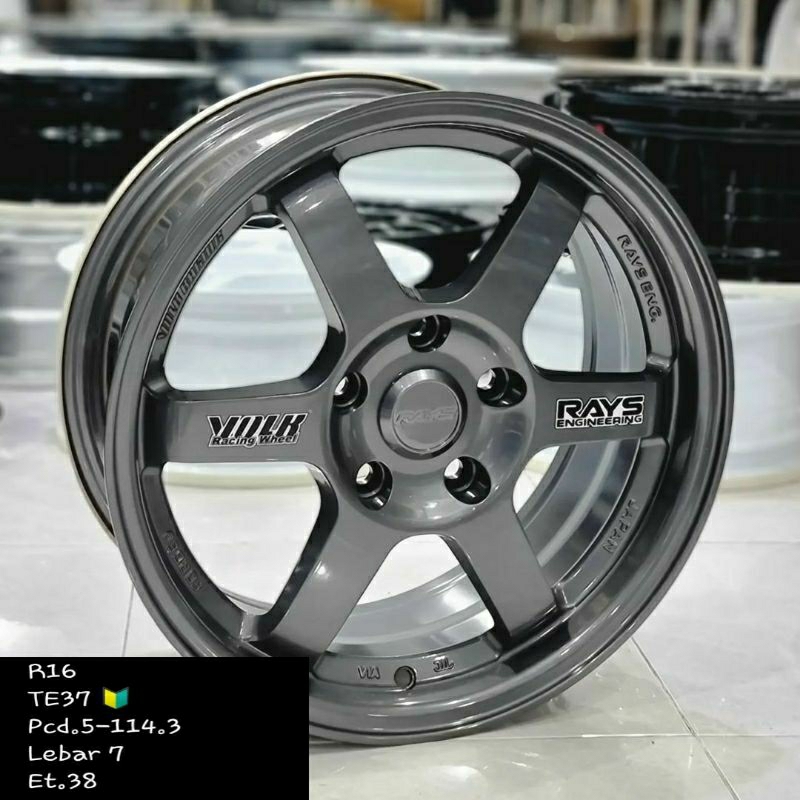 Jual velg racing rays te37 ring 16 lebar 7 et 38 untuk mobil ertiga terios xpander rush innova ...
