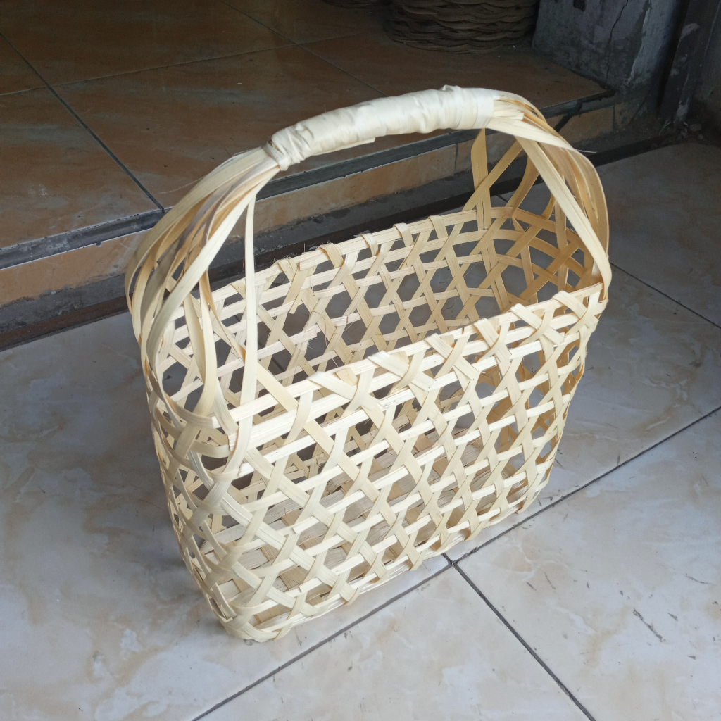 Jual Tas atau Keranjang Parcel dari Anyaman Bambu | Shopee Indonesia