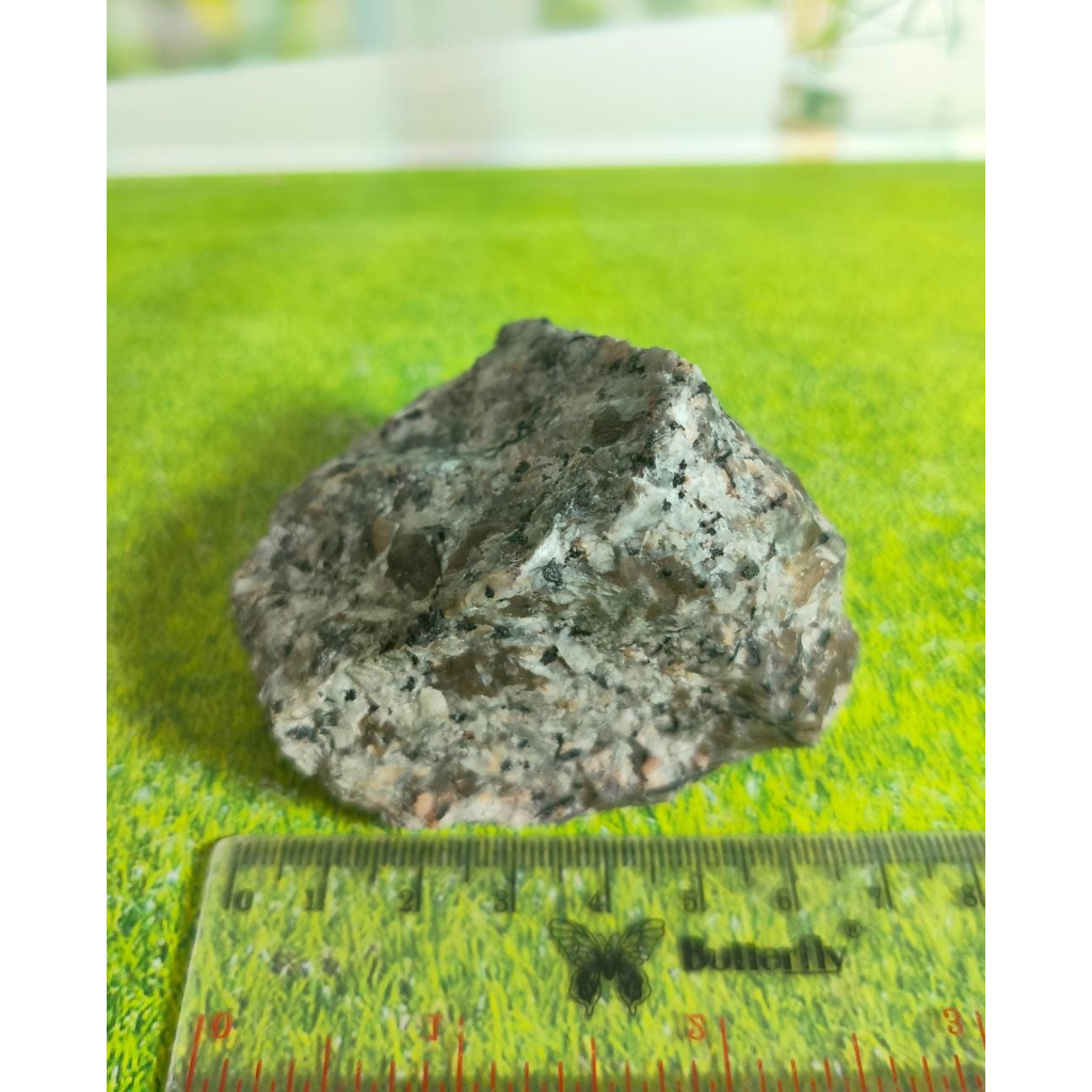 Jual Natural Yooperlite Rough UV Reactive (2) | Shopee Indonesia