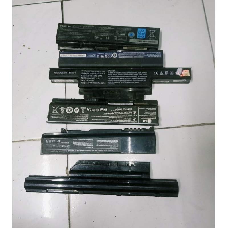 Jual batre batangan bekas laptop isi 6cel dalam nya, no tes ted ...