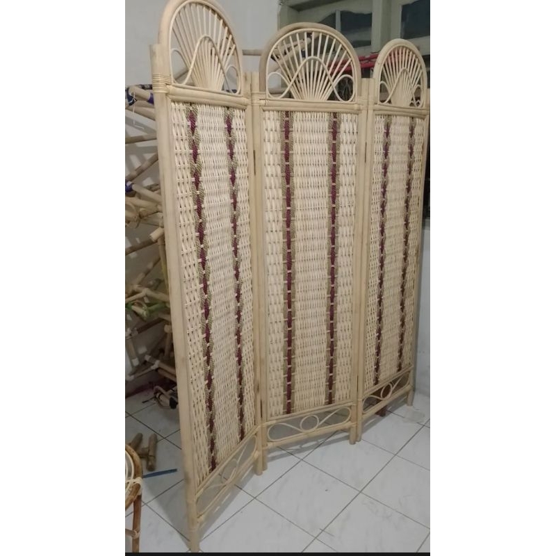 Jual partisi rotan penyekat ruangan rotan sintesis | Shopee Indonesia