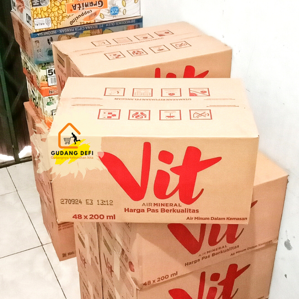 Jual AIR MINERAL VIT GELAS 200 ML 1 DUS | Shopee Indonesia