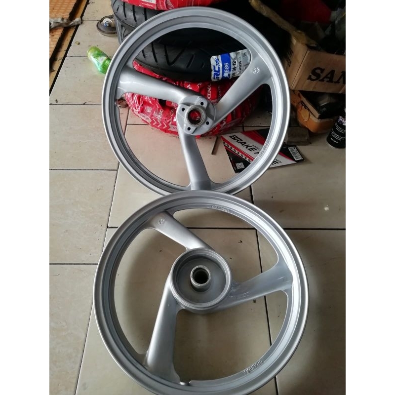 Jual velg Suzuki jadul p3 merk cm | Shopee Indonesia
