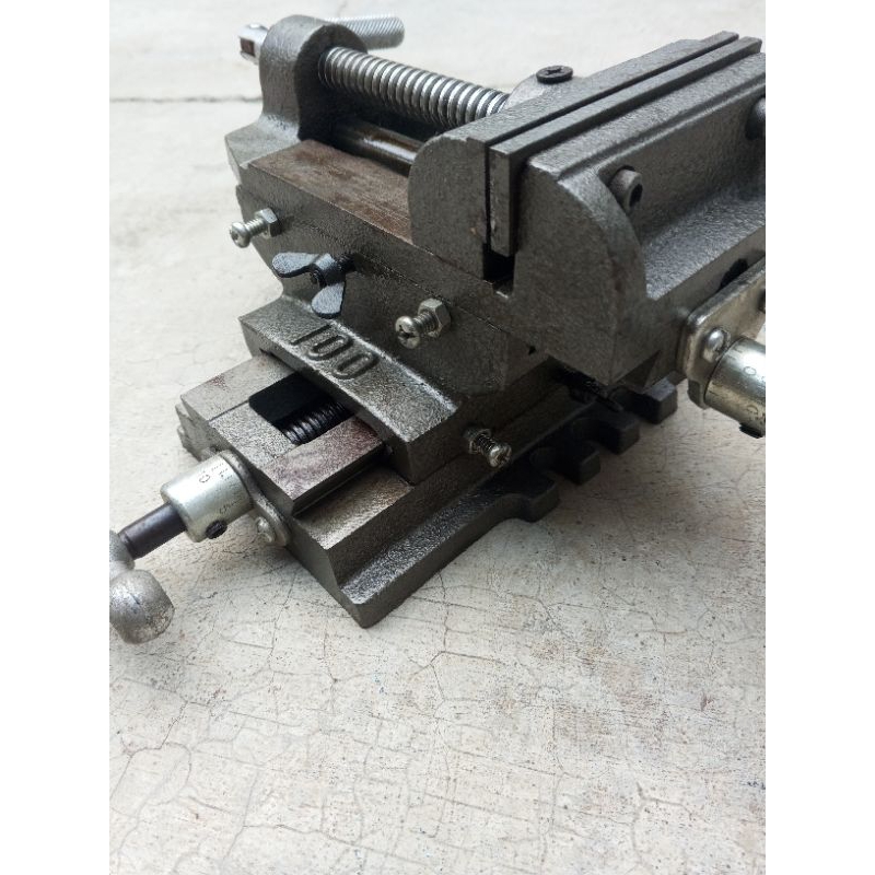 Jual 4 Inch compound cross slide vise heavy duty 2 ways catok silang ...