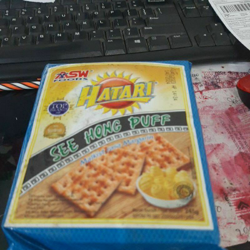 Jual Hatari malkis Cream Crakers dan see Hong puff (perpcs) Crakers ...