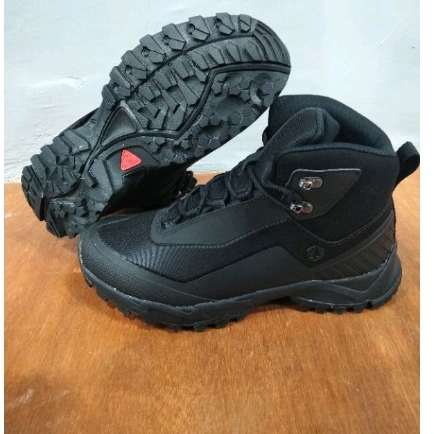 Jual SEPATU CONSINA ULTRA PEAK BLACK | Shopee Indonesia