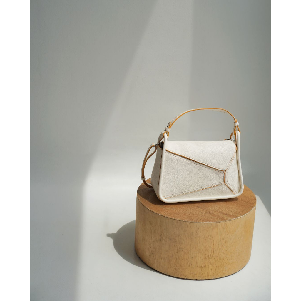 Jual KAMĪ x Attera - Medium Lou Bag - Tas Wanita | Shopee Indonesia