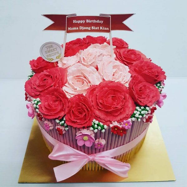 Jual Cake buket Bunga Pink And Red | Shopee Indonesia