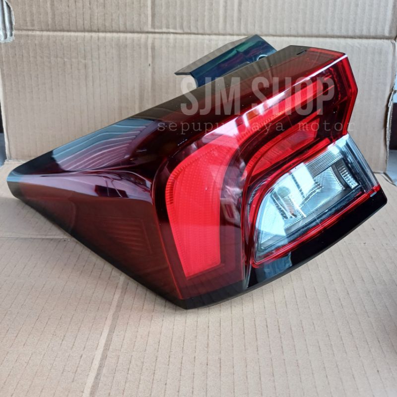 Jual stoplamp AVANZA / XENIA / VELOZ 2022 2023 copotan Original lampu ... Jual stoplamp AVANZA / XENIA / VELOZ 2022 2023 copotan Original lampu ...