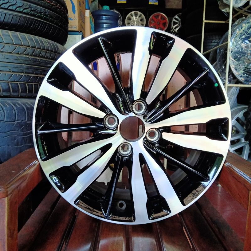 Jual velg mobil honda jazz RS MODOLO R16, Lubang/PCD 4/100 original ...