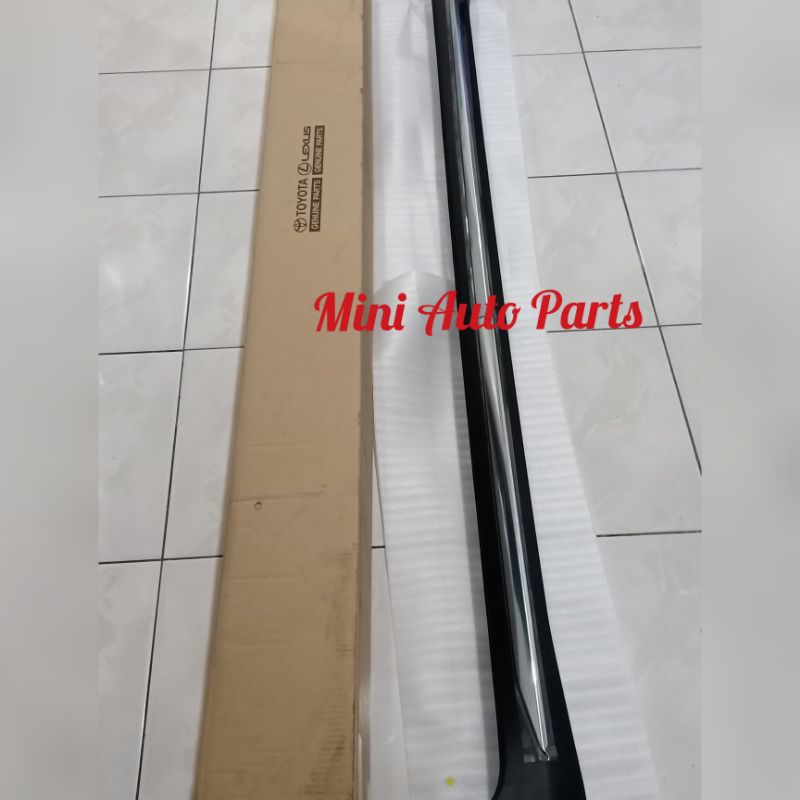 Jual Sideskirt BODY KIT Side Skirt KANAN Innova REBORN Venturer ...