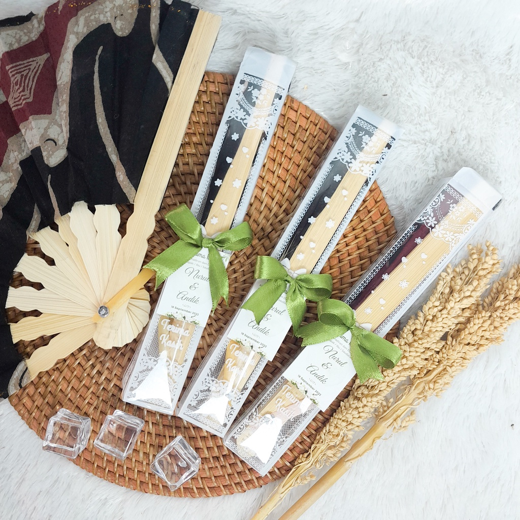 Jual Souvenir Kipas Batik Kemas Mika Custom Nama Ucapan Souvenir ...