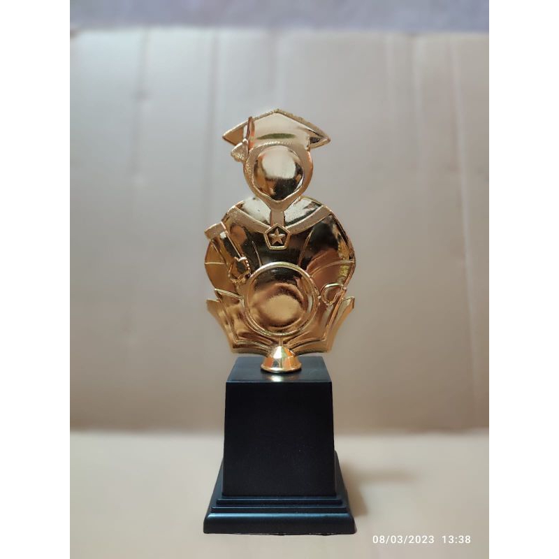 Jual Piala Wisuda Anak PAUD/TK/RA/MADRASAH | Shopee Indonesia