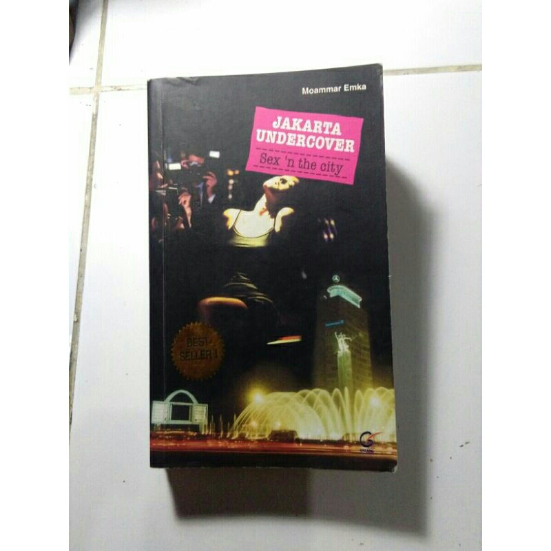 Jual buku jakarta undercover oleh moammar emka | Shopee Indonesia