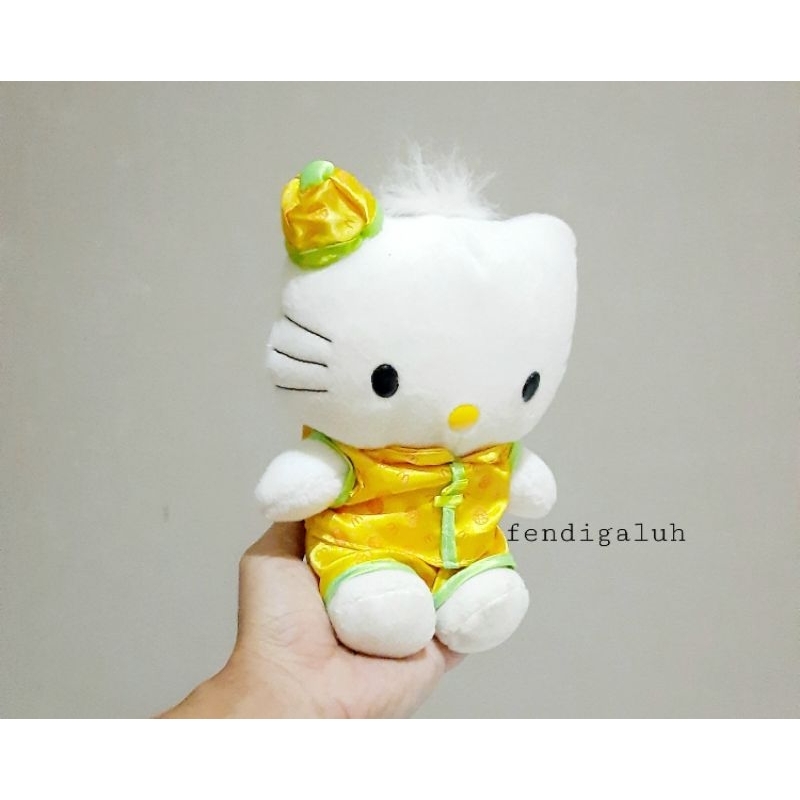 Jual Hello Kitty Chinese Kuning Original Size 20 cm/ Boneka Hello Kitty ...