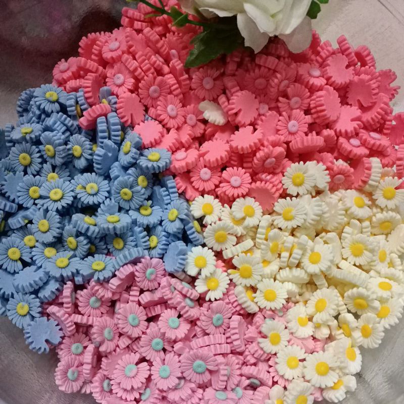 Jual BAHAN CLAY BUNGA KRISAN MINI | Shopee Indonesia