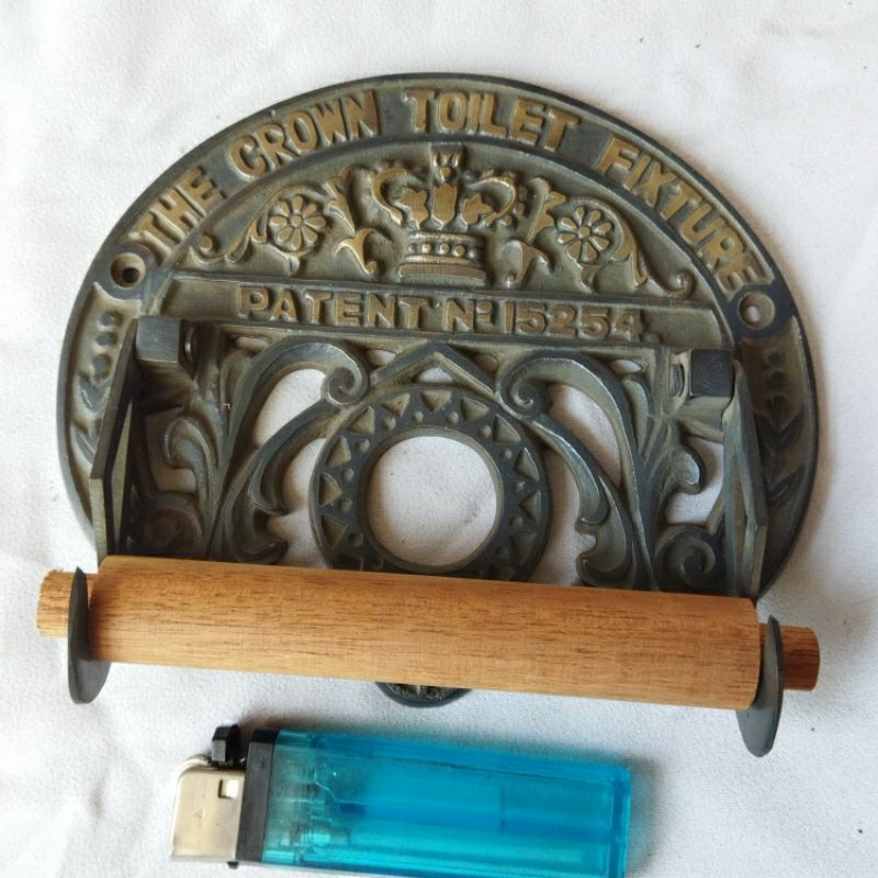 Jual Vintage NOS Tempat Tissue Kuningan The Crown Toilet Fixture ...