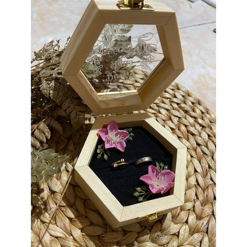 Jual Box cincin nikah / ringbox / kotak cincin kayu / cincin Hexagon ...
