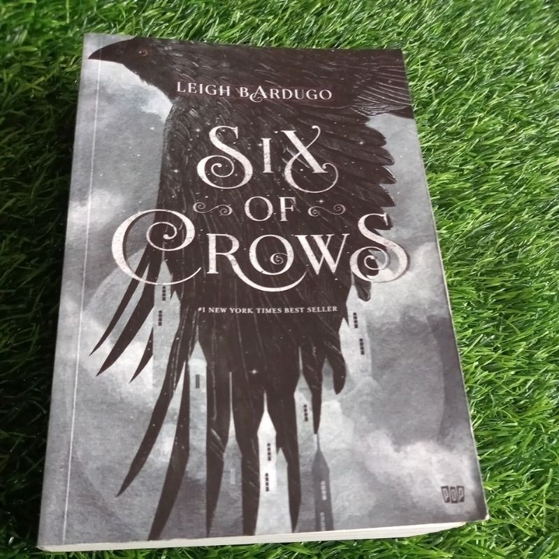 Jual BUKU NOVEL SIX OF CROWS | Shopee Indonesia