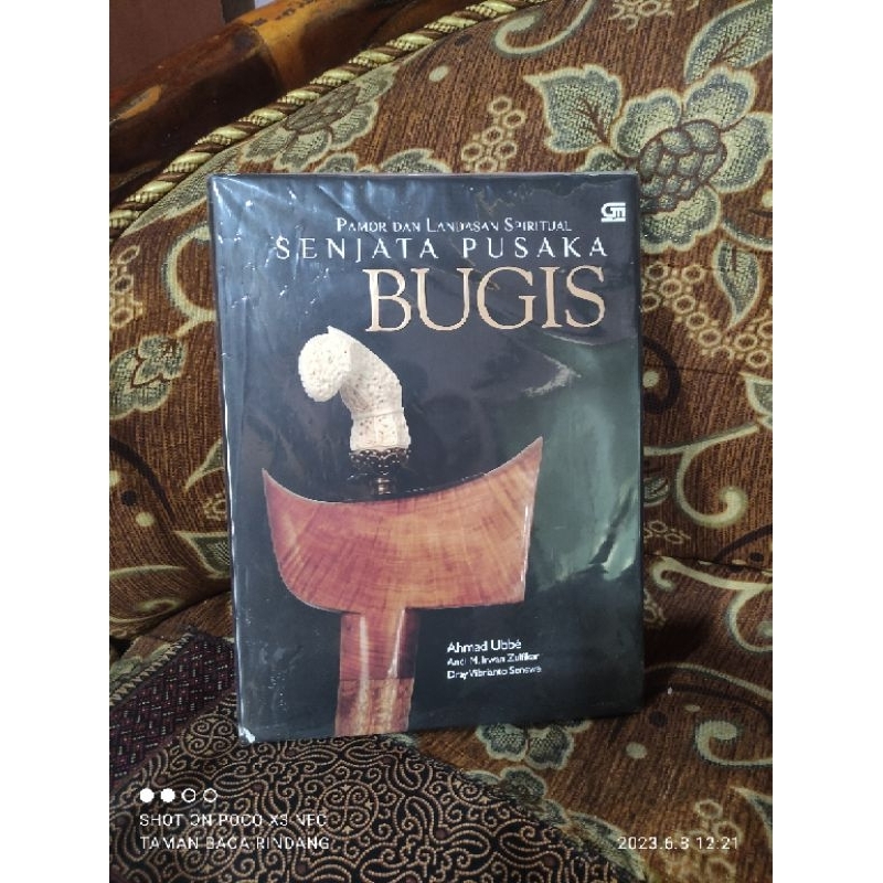 Jual PAMOR DAN LANDASAN SPIRITUAL SENJATA PUSAKA BUGIS. AHMAD UBBE ...