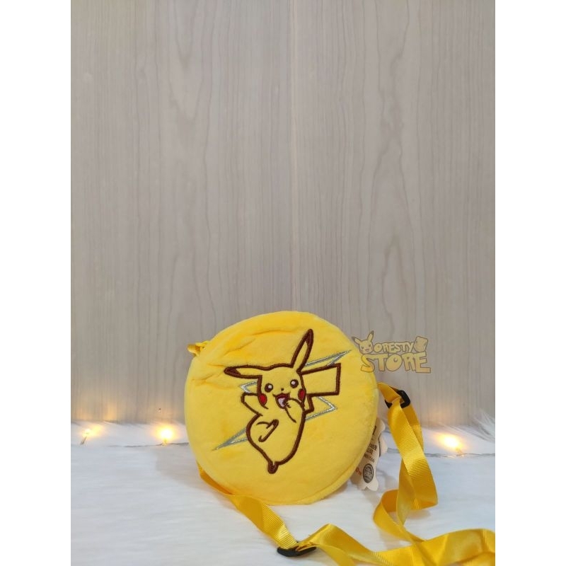 Jual Tas Selempang Pokemon Pikachu - Pokemon by Aoger | Shopee Indonesia
