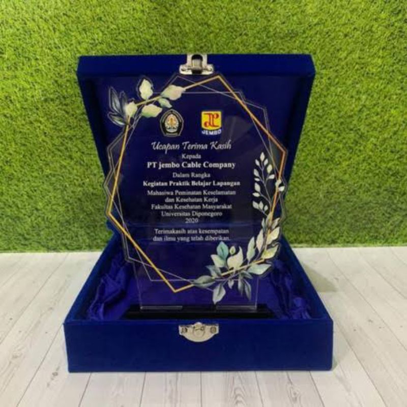 Jual PLAKAT TERMURAH / PLAKAT WISUDA / PLAKAT AKRILIK / AKRILIK CUSTOM ...