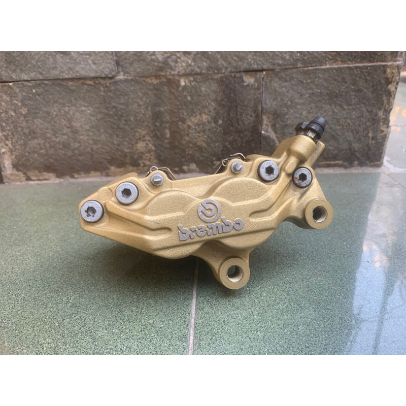 Jual kaliper brembo axial 4 Piston spesial warna Gold kanan 100% original | Shopee Indonesia