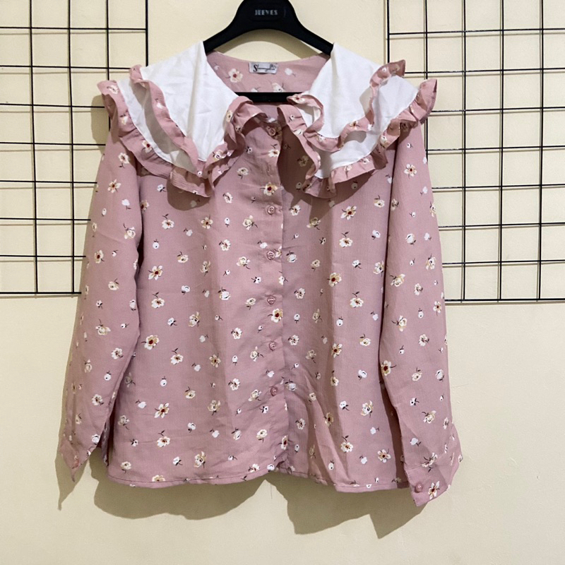 Jual PRELOVED - BLOUSE KOREAN BAJU WANITA KEKINIAN - MOTIF BUNGA PINK ...