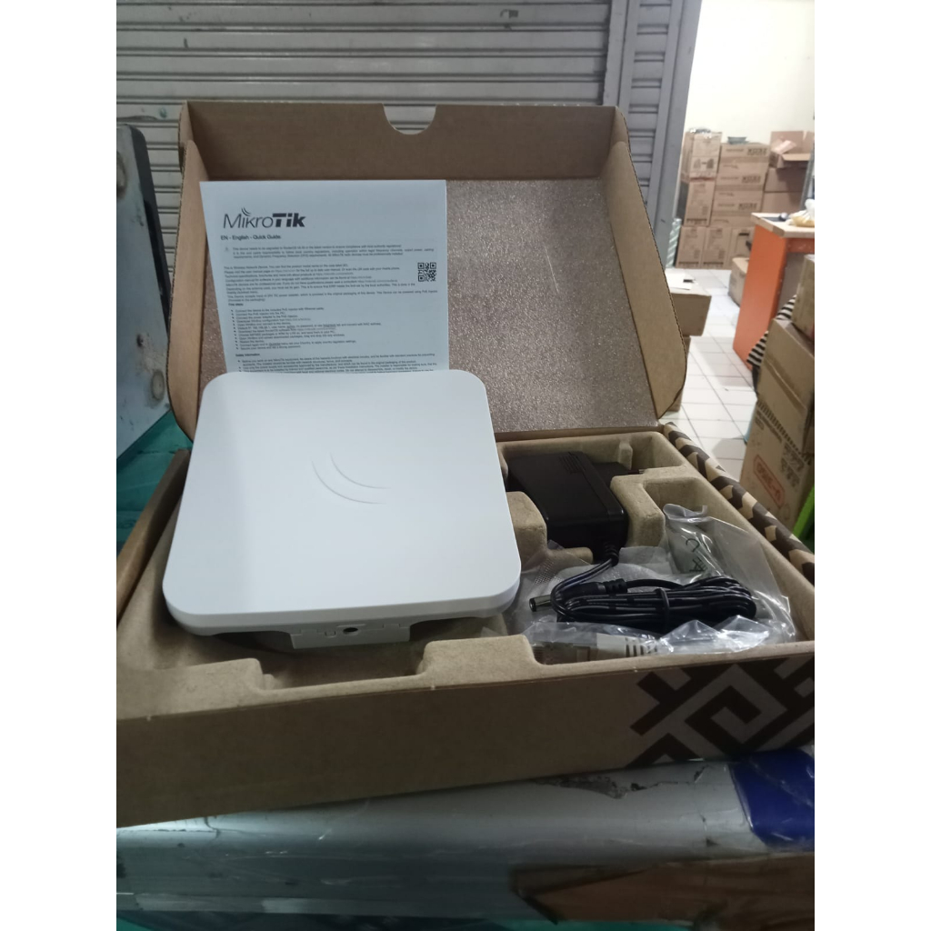 Jual Mikrotik SXT-5HPnD-R2 / SXT-5HPnD Embedded Wireless Client ...