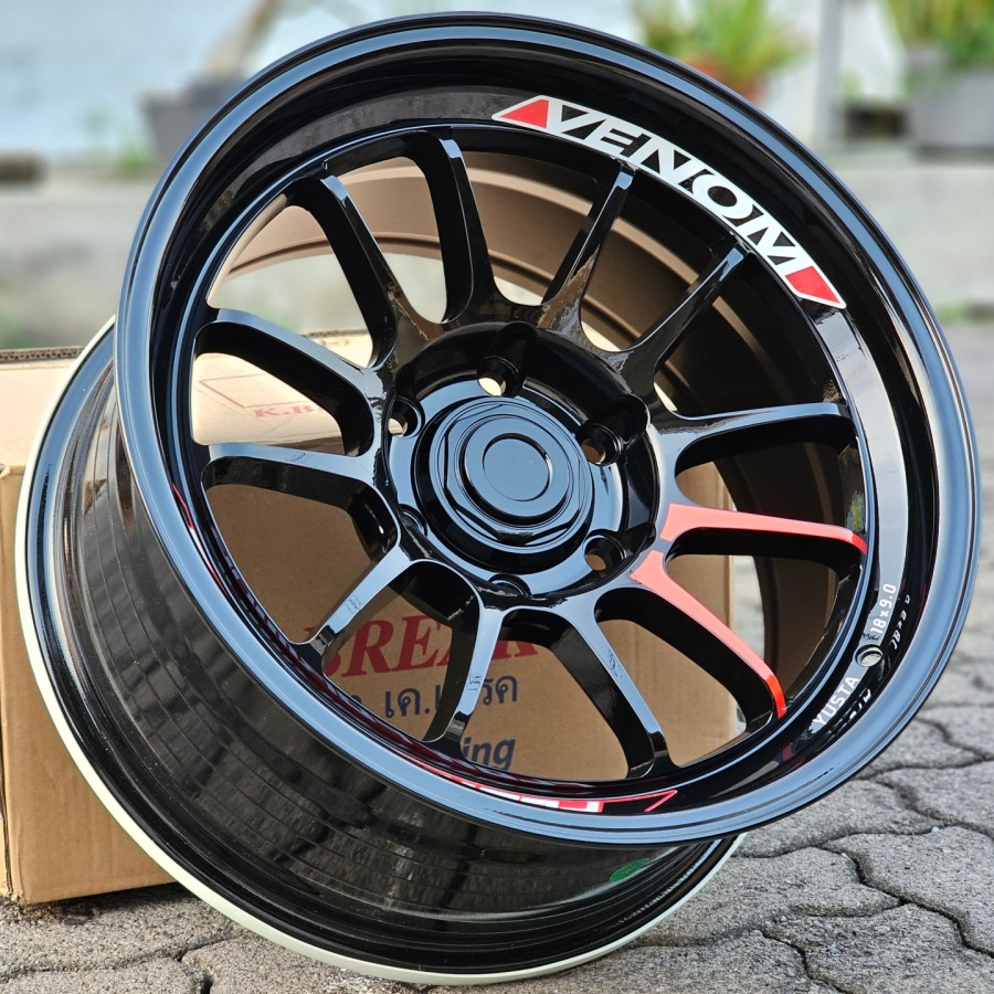 Jual Velg Mobil Venom 5 Ring 18 Lebar 9 ET 0 pcd 6x139 Flow Forming Yusta pajero fortuner ...