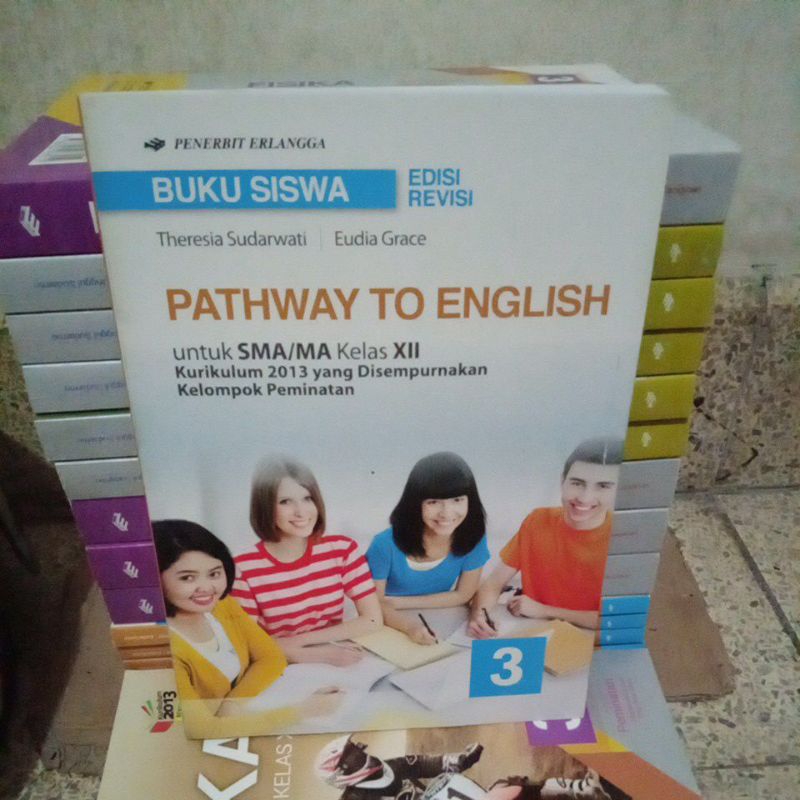 Jual buku PATHWAY TO ENGLISH UNTUK SMA/MA KELAS 12 SMA BUKU SISWA | Shopee Indonesia
