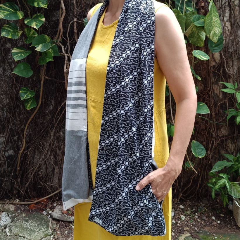Jual Ininani Indonesia Selentong Selendang Kantong Etnik Batik Hitam ...