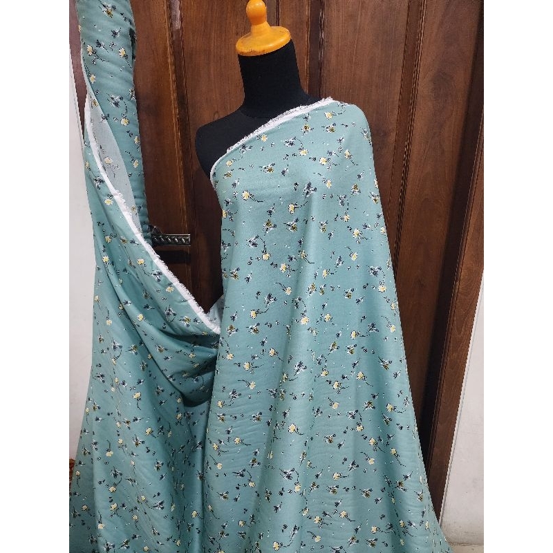 Jual Kain Rayon Viscose Bunga Kuning Kecil Rata Dasar Hijau (2,2m ...