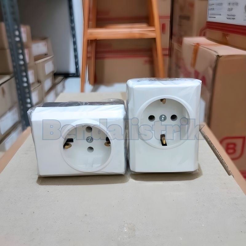 Jual Stop Kontak Arde Kuningan 1,2,3,4 Lubang Broco | Shopee Indonesia