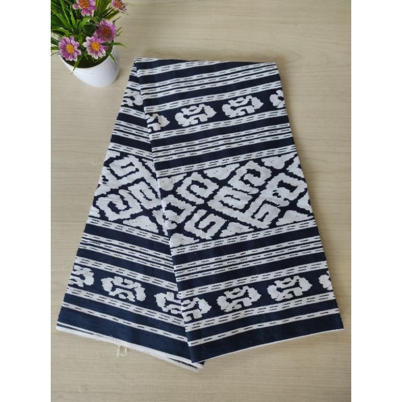 Jual KAIN BATIK 2MTR MOTIF SONGKET MONOKROM | Shopee Indonesia