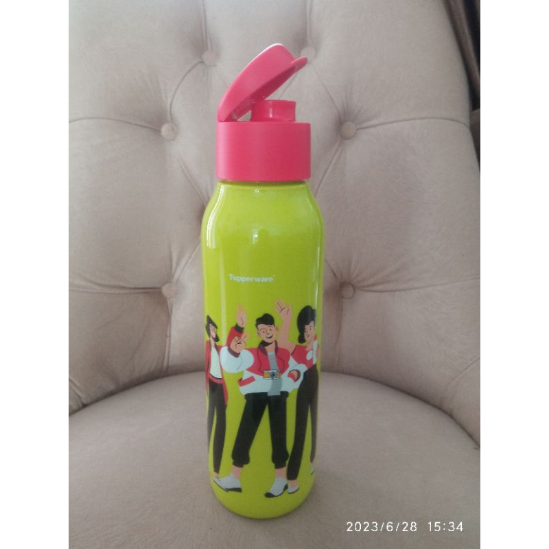 Jual Tupperware botol 750 ml | Shopee Indonesia