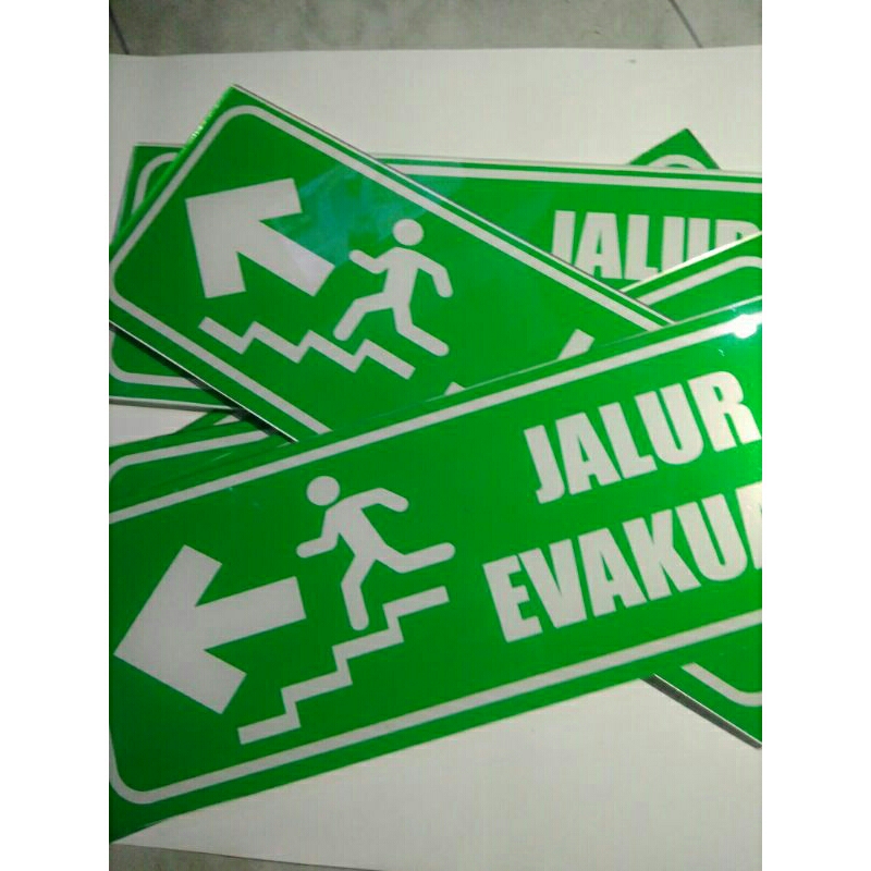 Jual Akrilik / Stiker Vinyl Jalur Evakuasi Turun Tangga Kiri | Shopee ... Jual Akrilik / Stiker Vinyl Jalur Evakuasi Turun Tangga Kiri | Shopee ...