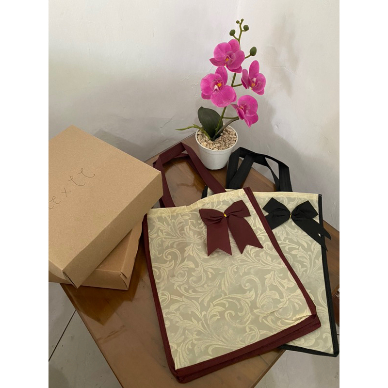 Jual (1 LUSIN = 12 PCS) GOODIE BAG HAJATAN MOTIF PITA 22x22 cm / TAS HAJATAN / TAS NASI BOX ...