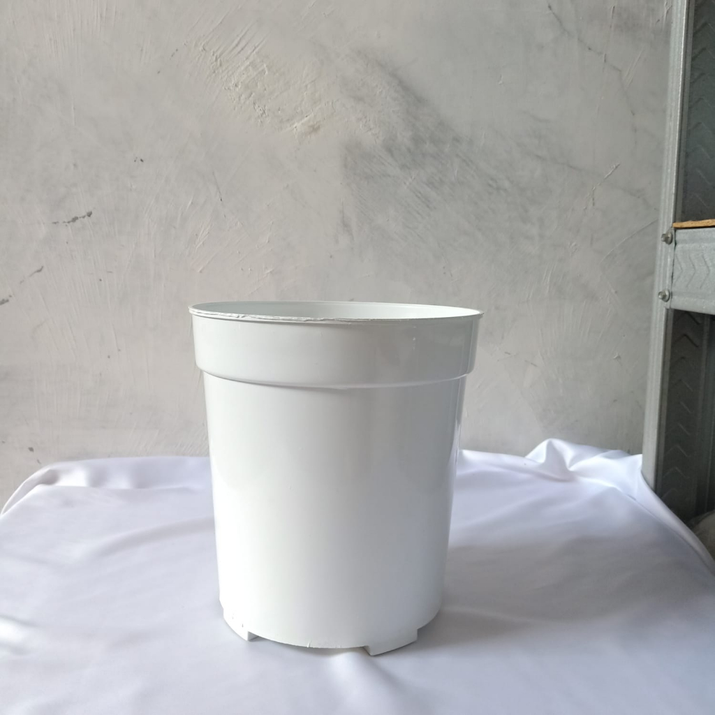 Jual Pot Eiffle Uk 25cm Putih / Pot Bunga Tinggi / Pot Bunga Putih ...