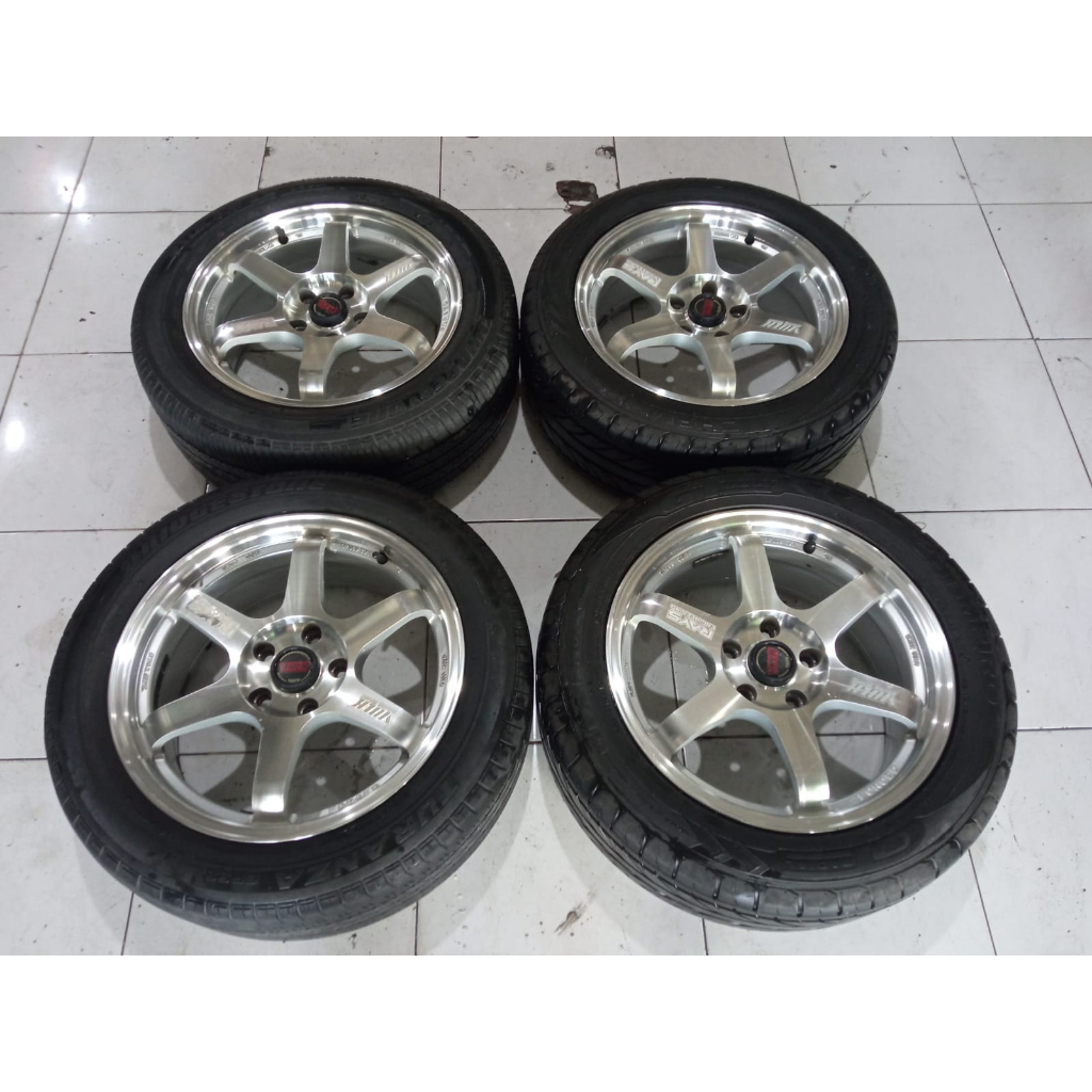 Jual Velg Mobil Bekas Jdm Te37 Ring 17 Lebar 7,5 Pcd 5x114 Silver Ban 215 55 R17 Buat Inova Hrv ...