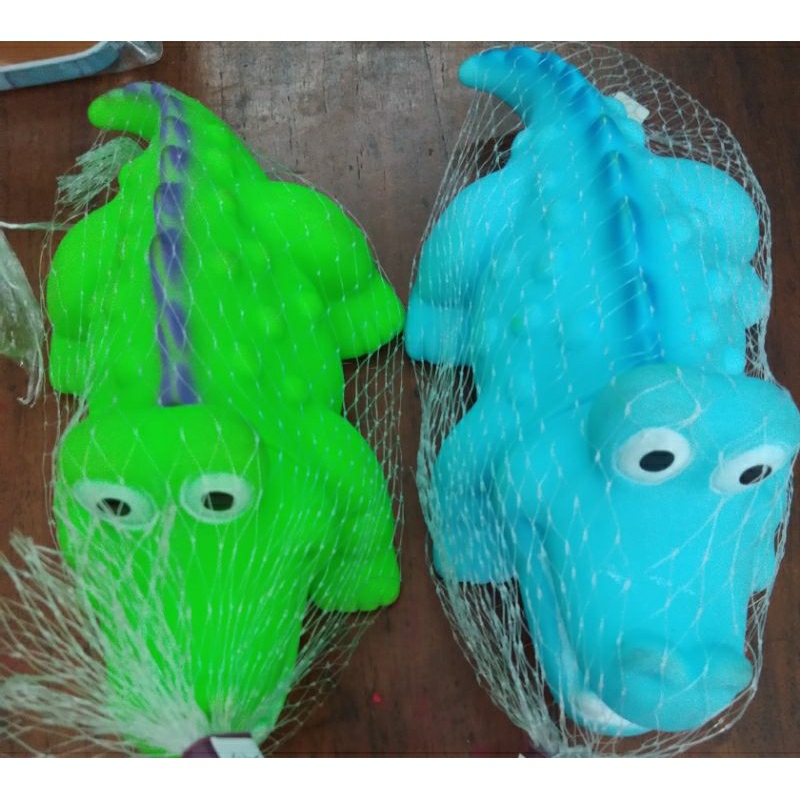 Jual mainan anak buaya karet bisa bunyi | Shopee Indonesia