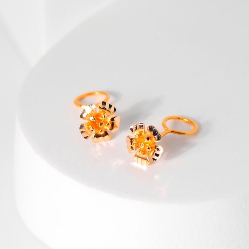 Jual Giwang Emas Newborn Toge Bunga - Toko Emas Gadjah | Shopee Indonesia