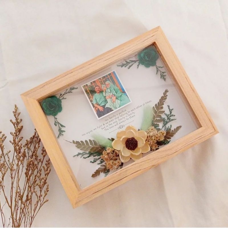 Jual Rustic Flower Frame/Frame 3D/Flower in frame/kado wisuda/kado ...