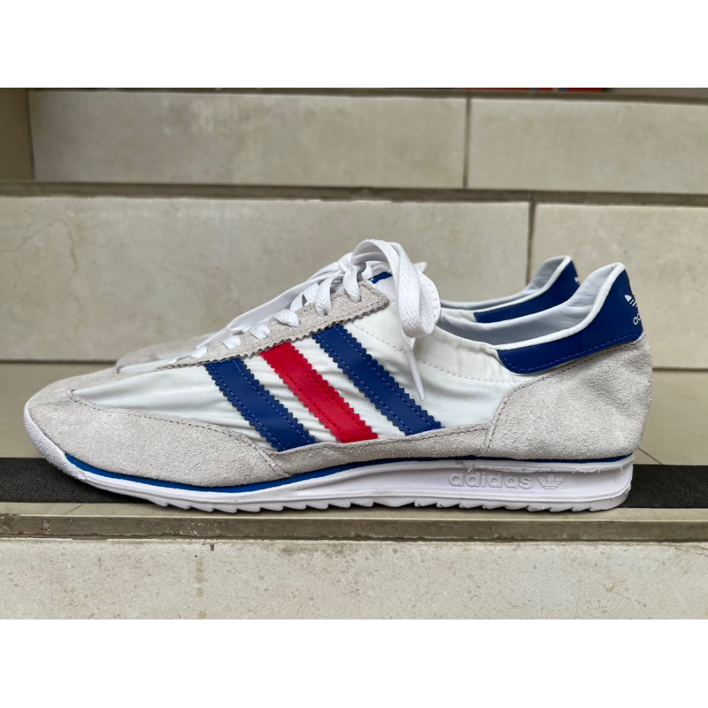 Jual sepatu adi running | Shopee Indonesia